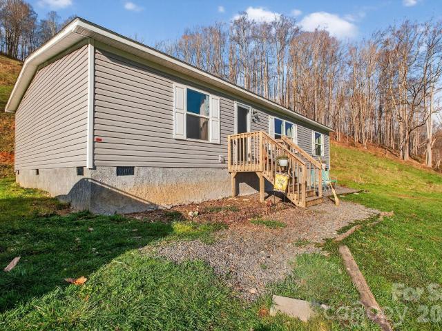 212 Ball Hollow Lane