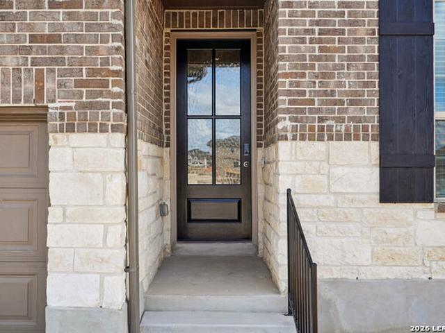 212 Barton Point