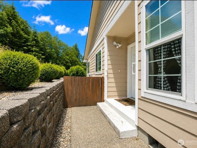 212 Brant Lane