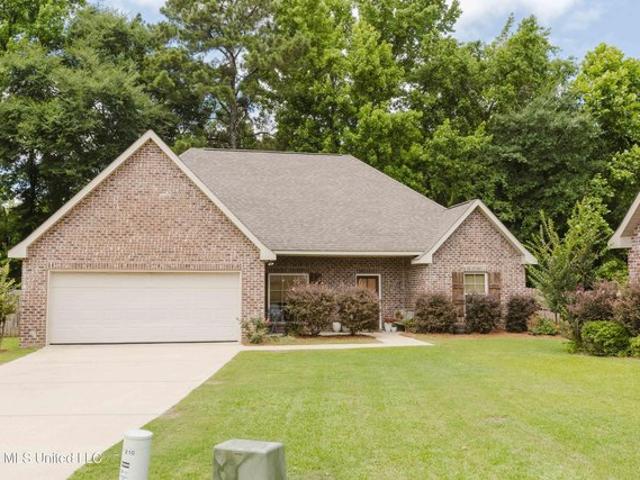212 Bream Pond Ln, Brandon, MS 39047