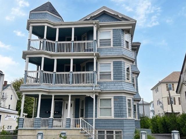 212 Brightman St, Fall River, MA 02720