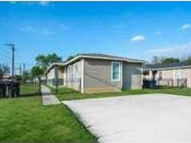 212 Bynum Ave #1, San Antonio, TX 78211