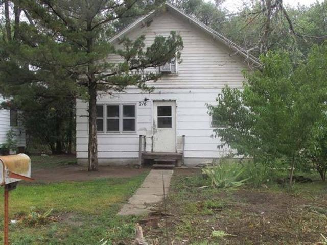 212 Grant St, Gordon, NE 69343