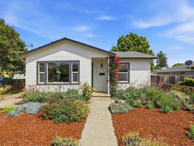212 Darwin St, Santa Cruz, CA 95062
