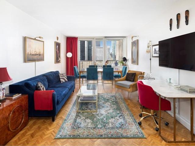 212 E 47th St Apt 29E, New York, NY 10017
