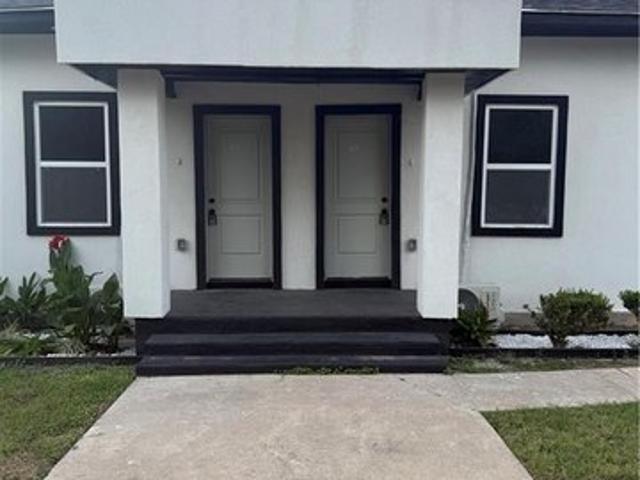 212 E 11th St, Mission, TX 78572