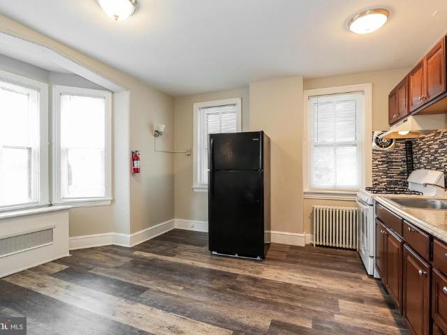 212 E Broad Street # 2