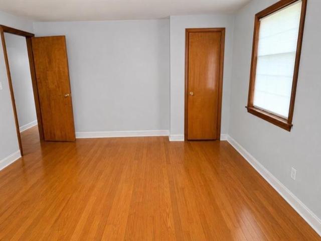 212 E Clinton Avenue # 2