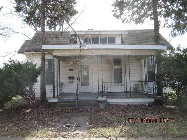 212 E Crawford St, Paris, IL 61944