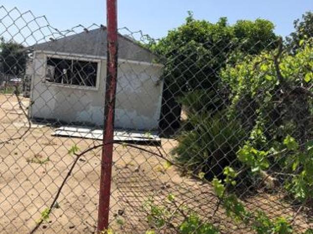 212 E Moneta Ave, Bakersfield, CA 93308