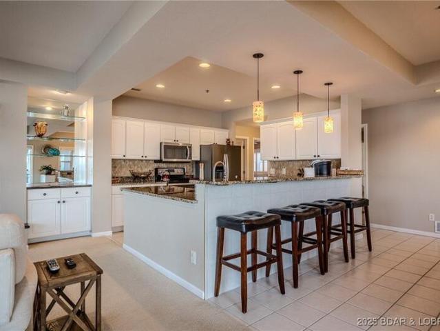 212 E Palisades Condo Drive, 1A, Lake Ozark, MO 65049