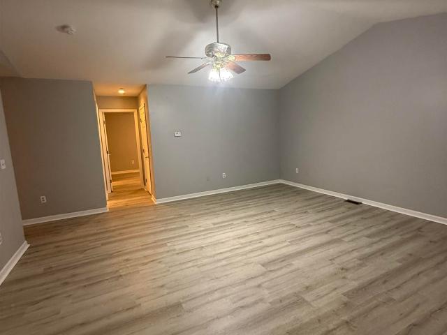 212 Eagle Ridge Dr, Chatham, IL 62629 | MLS #CA1042 | Compass