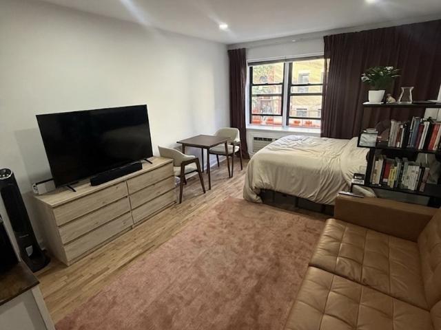 212 East 83rd Street, New York, NY