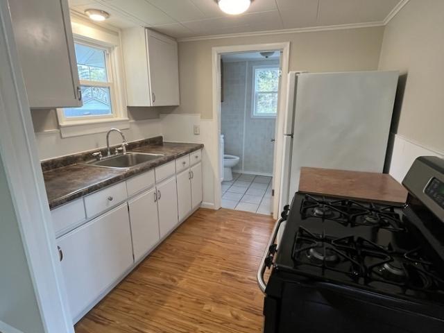 212 East Grant Street 2, 1 bed, 1 full bath