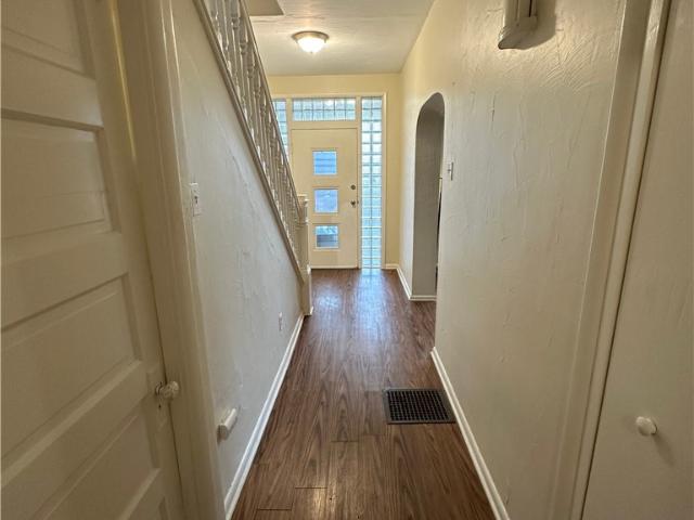 212 Fairview Ave