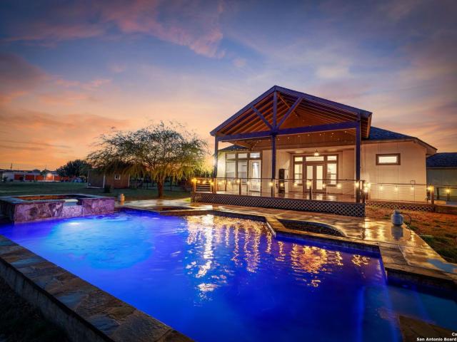 212 Ferryboat Lane, New Braunfels, US, TX