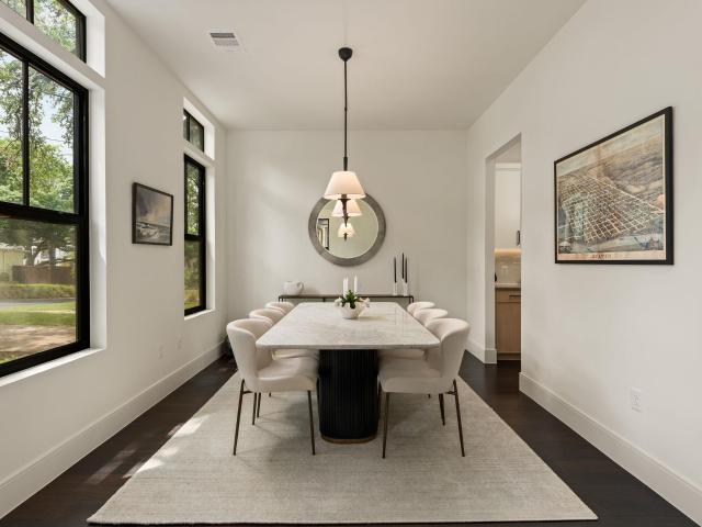 212 Fletcher St