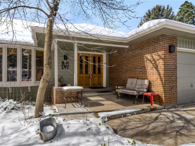 212 Kelsey Place