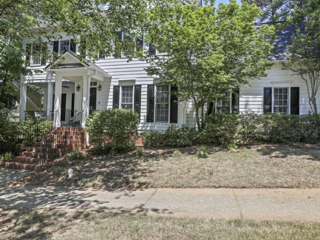 212 Kingsport Rd, Holly Springs, NC 27540