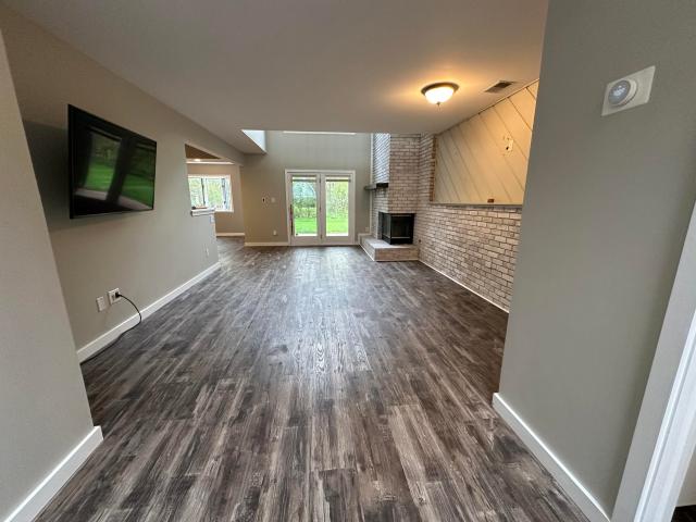 212 Holly Ln, Schererville, IN 46375 | MLS #837601 | Compass