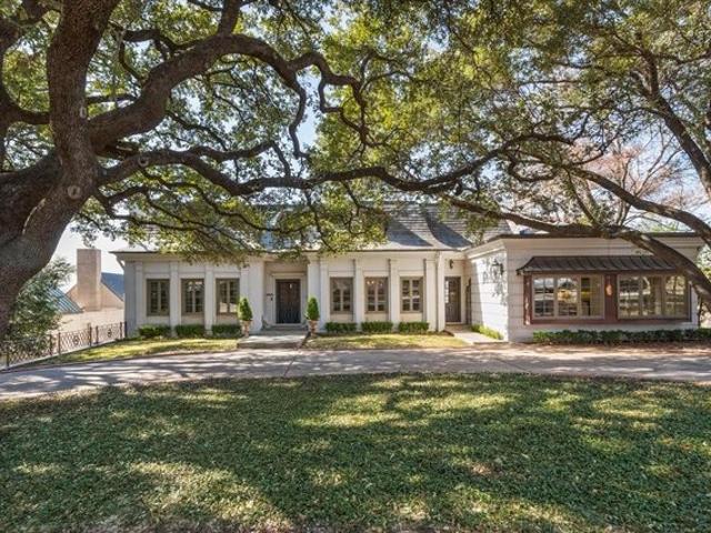 212 Hazelwood Dr, Fort Worth, TX 76107