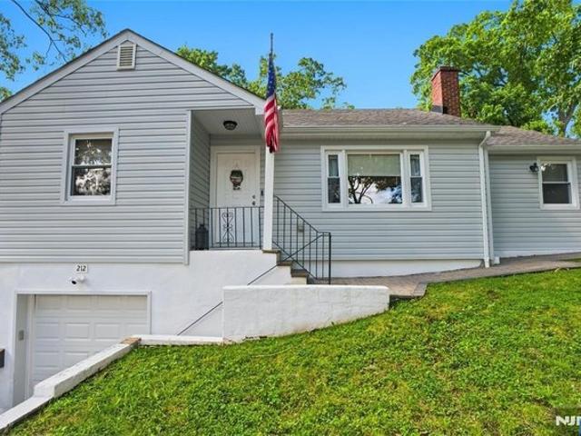 212 Hancox Ave, Nutley, NJ 07110