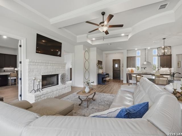 212 High Point Cir