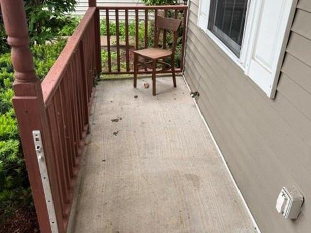 212 Hillside Lane