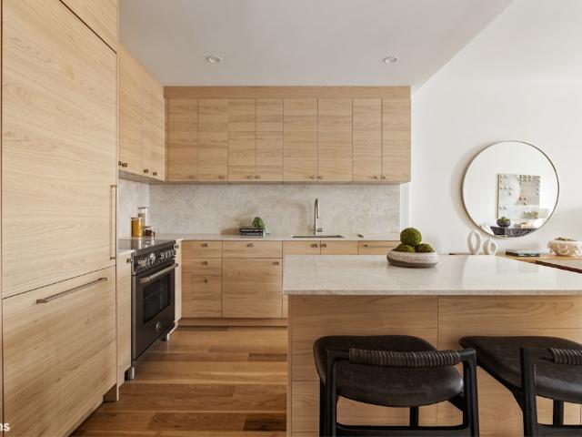212 HURON Street 3