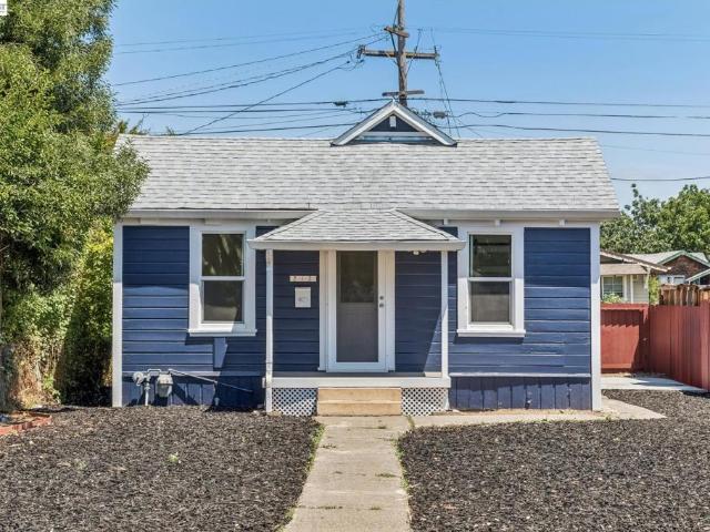212 Illinois Street