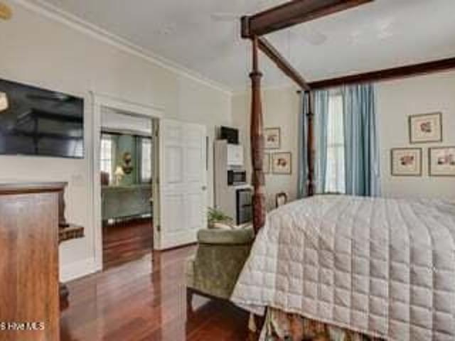 212 Jackson Avenue # Room A