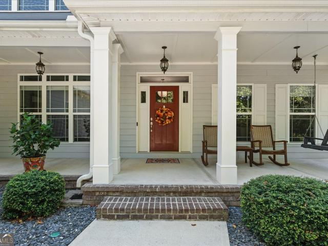 212 Overlook Way