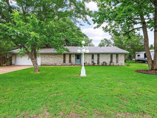 212 Lou St, Sulphur Springs, TX 75482