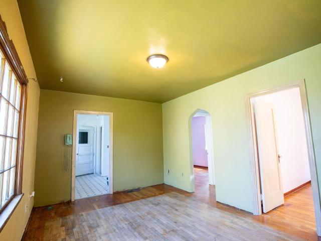 212 Locust St