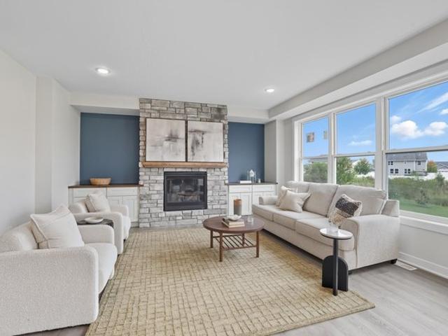 212 Lori Ln, Delano, MN 55328