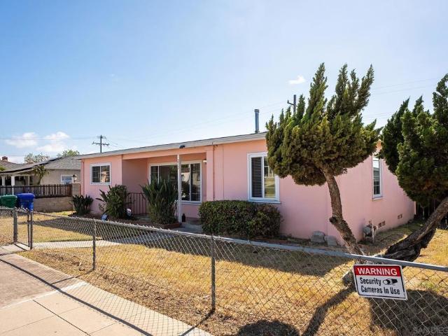 212 Los Alamos Dr