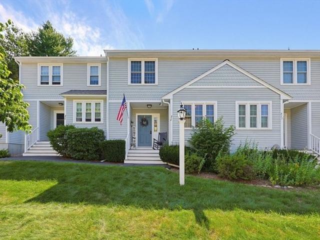 212 Laurelwood Dr Unit 212, Hopedale, MA 01747