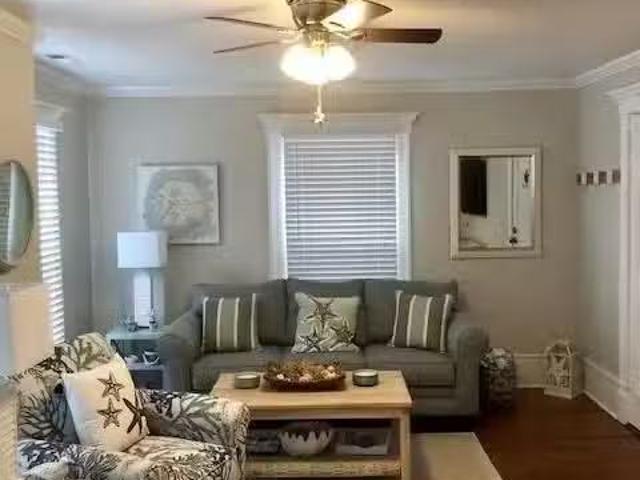 212 Live Oak Street, 3, Beaufort, NC 28516