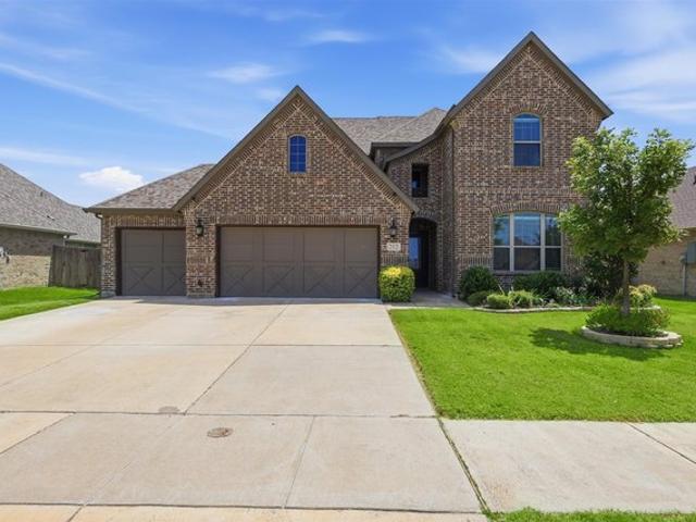 212 Lillian Ln, Waxahachie, TX 75165