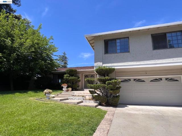 212 Mountaire Cir