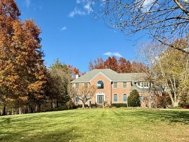 212 Monroe Ave, Belle Mead, NJ 08502