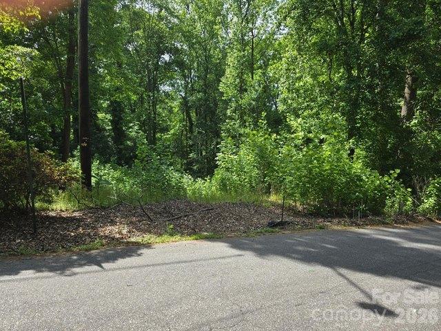 212 Montgomery Dr, Statesville, NC 28625