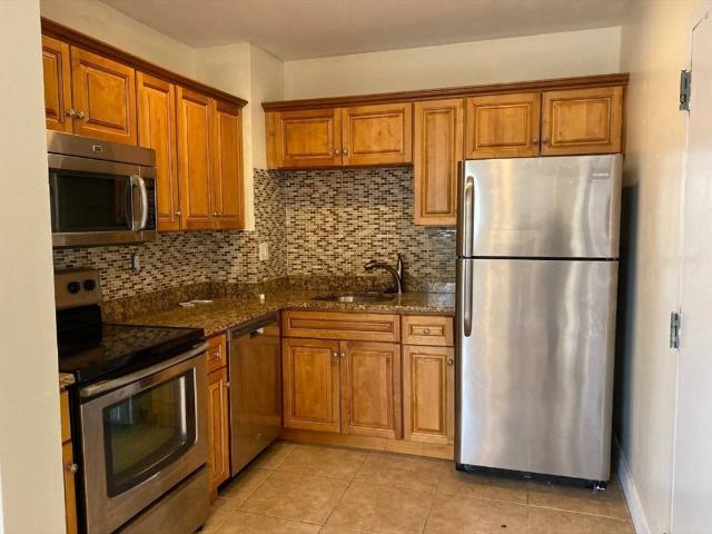 212 Maverick St, Unit 3, Boston, MA 02128 | MLS #73504 | Compass
