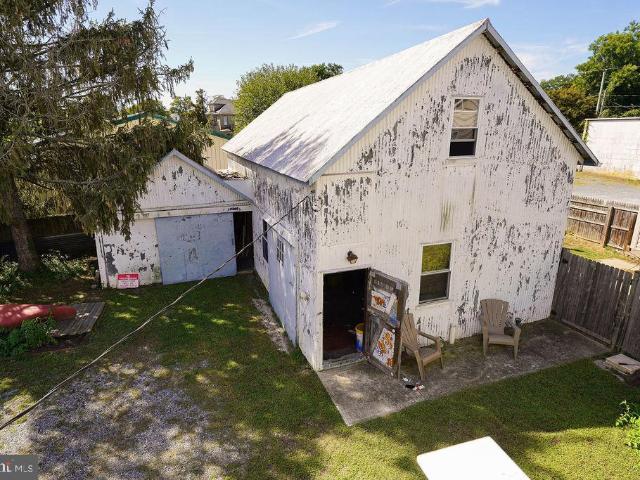 212 Main Street