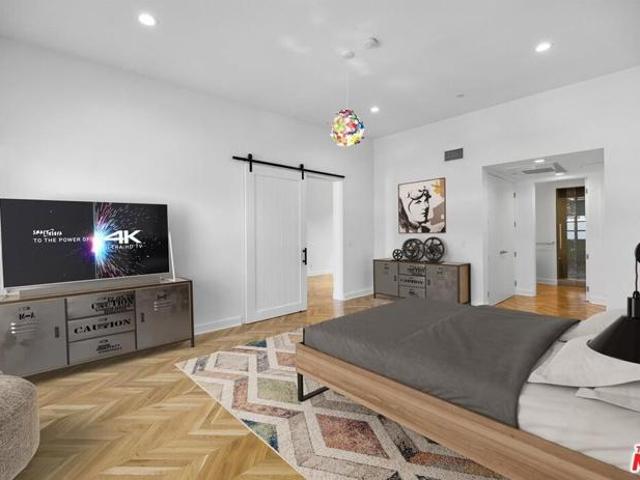 212 Marine St 308, Santa Monica, CA