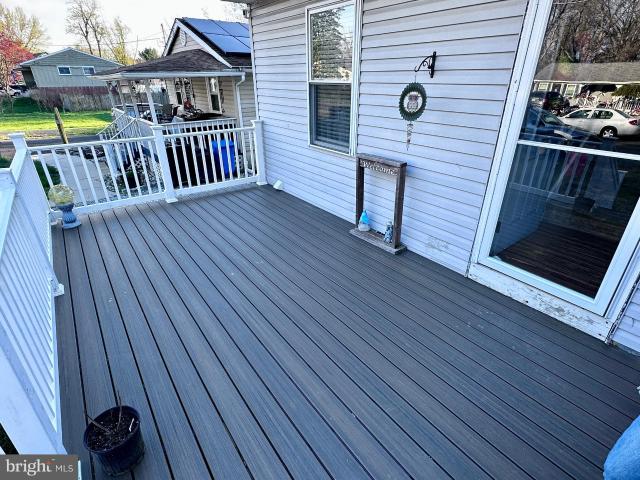 212 N Vine St, Clayton, NJ 08312 | MLS #NJGL2071