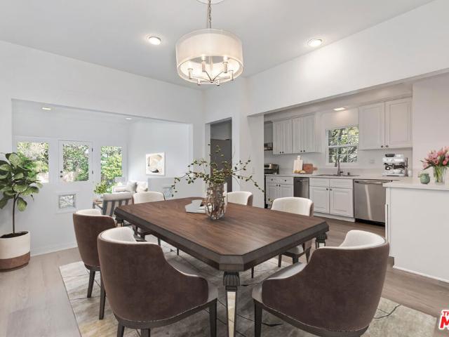212 N Palm Drive