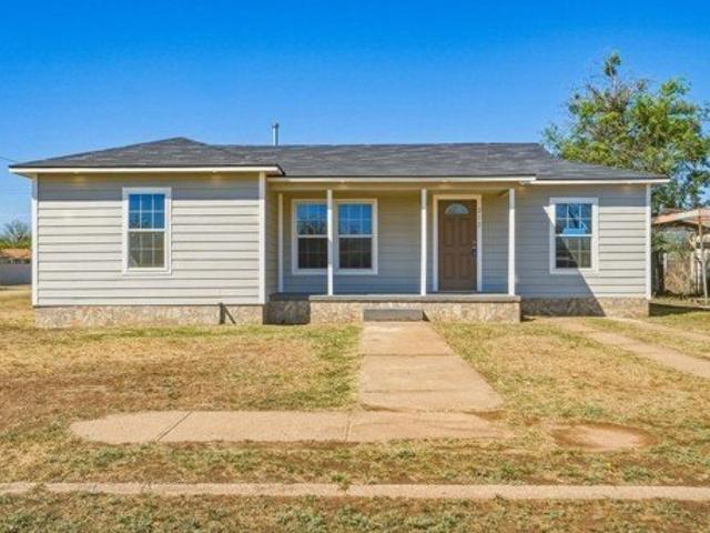 212 NW Avenue I, Hamlin, TX 79520