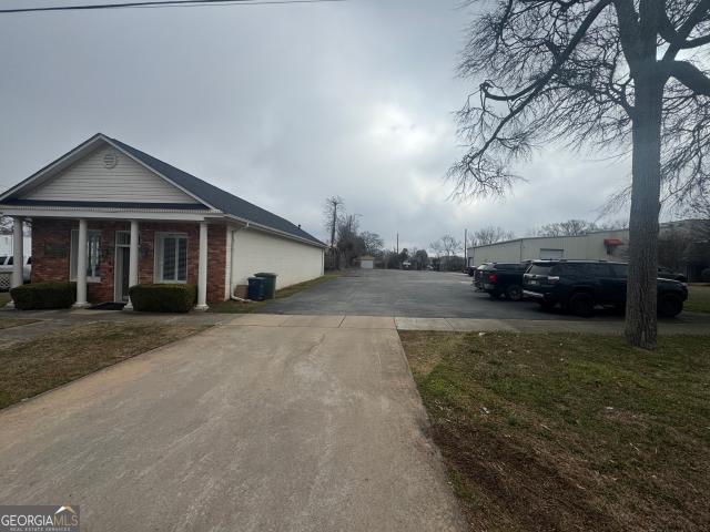 212 S 10th Street