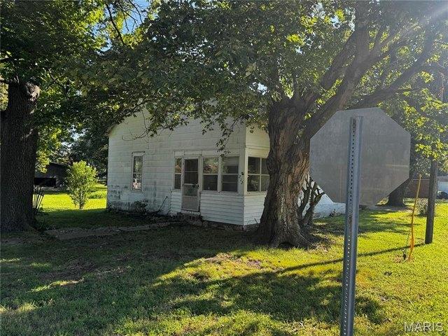 212 S Carrol, Sikeston, MO 63801